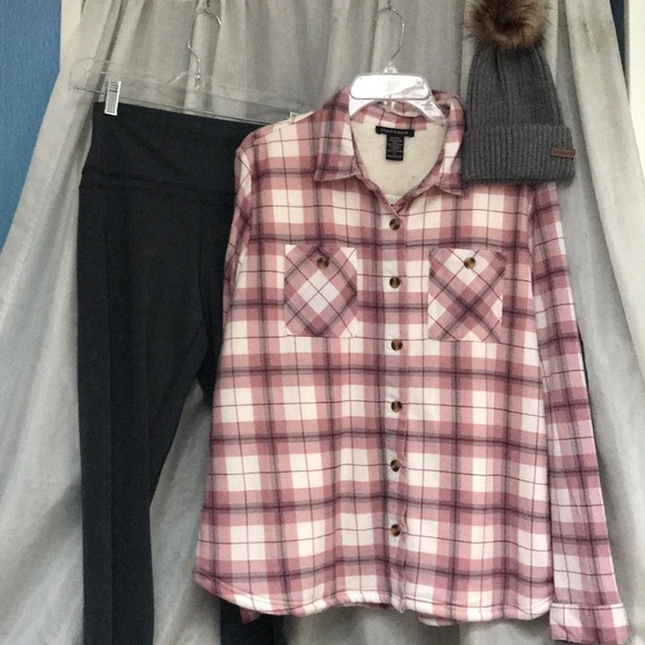 Robert Louis | Tops | Robert Louis Soft Lined Top | Poshmark